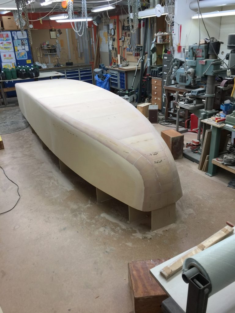 HULL PLANKED – Simple habits, simple boat